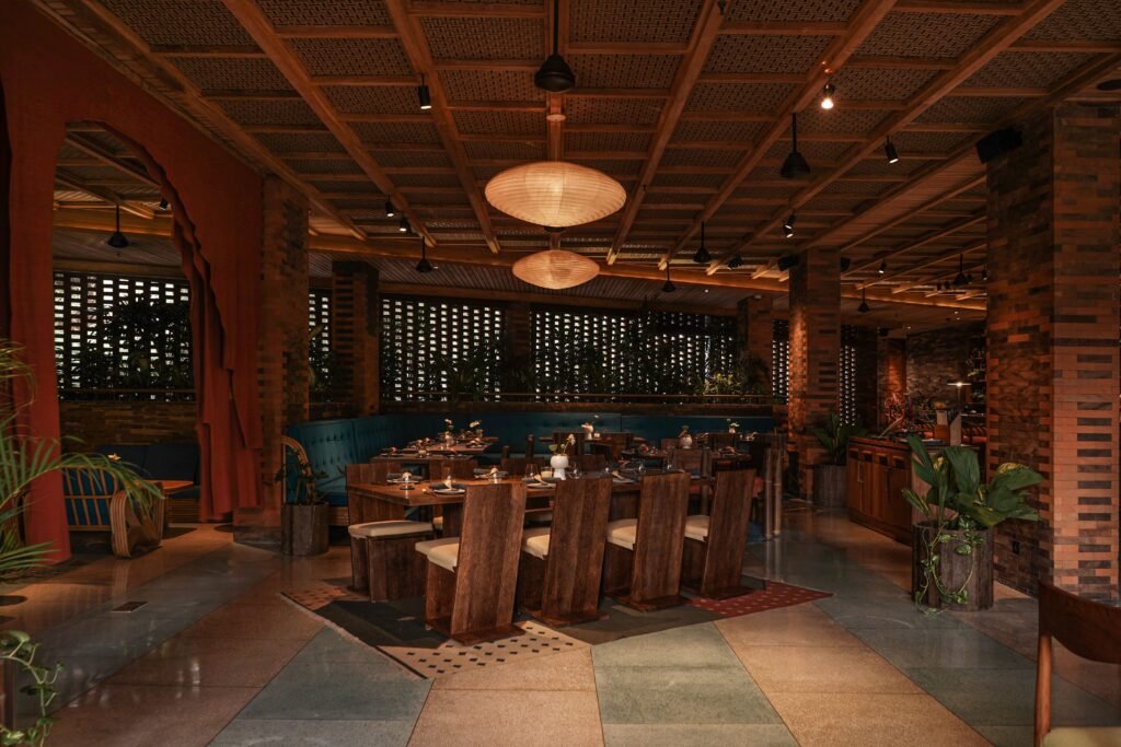 12 Must-Try Dinner Spots in Seminyak - Seminyak Village
